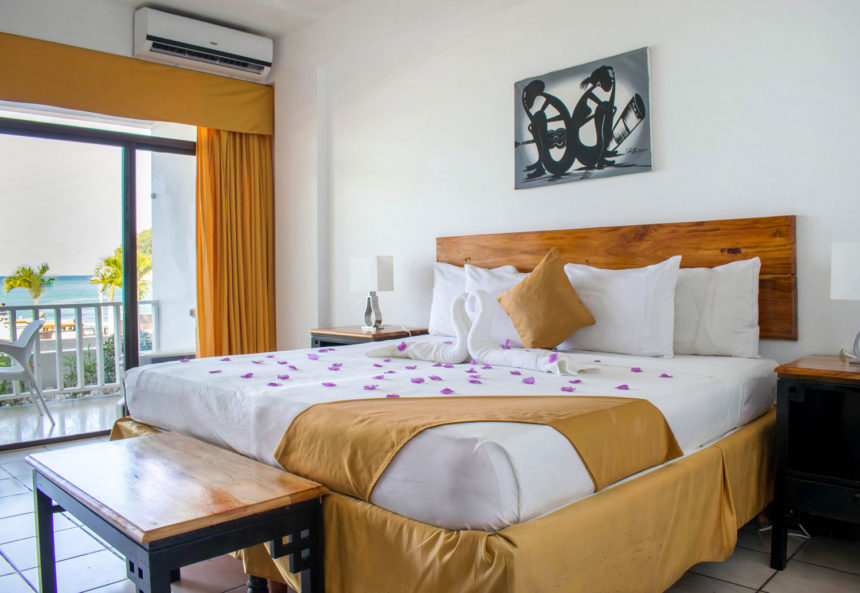 Premium Suite - Sand And Tan Beach Hotel